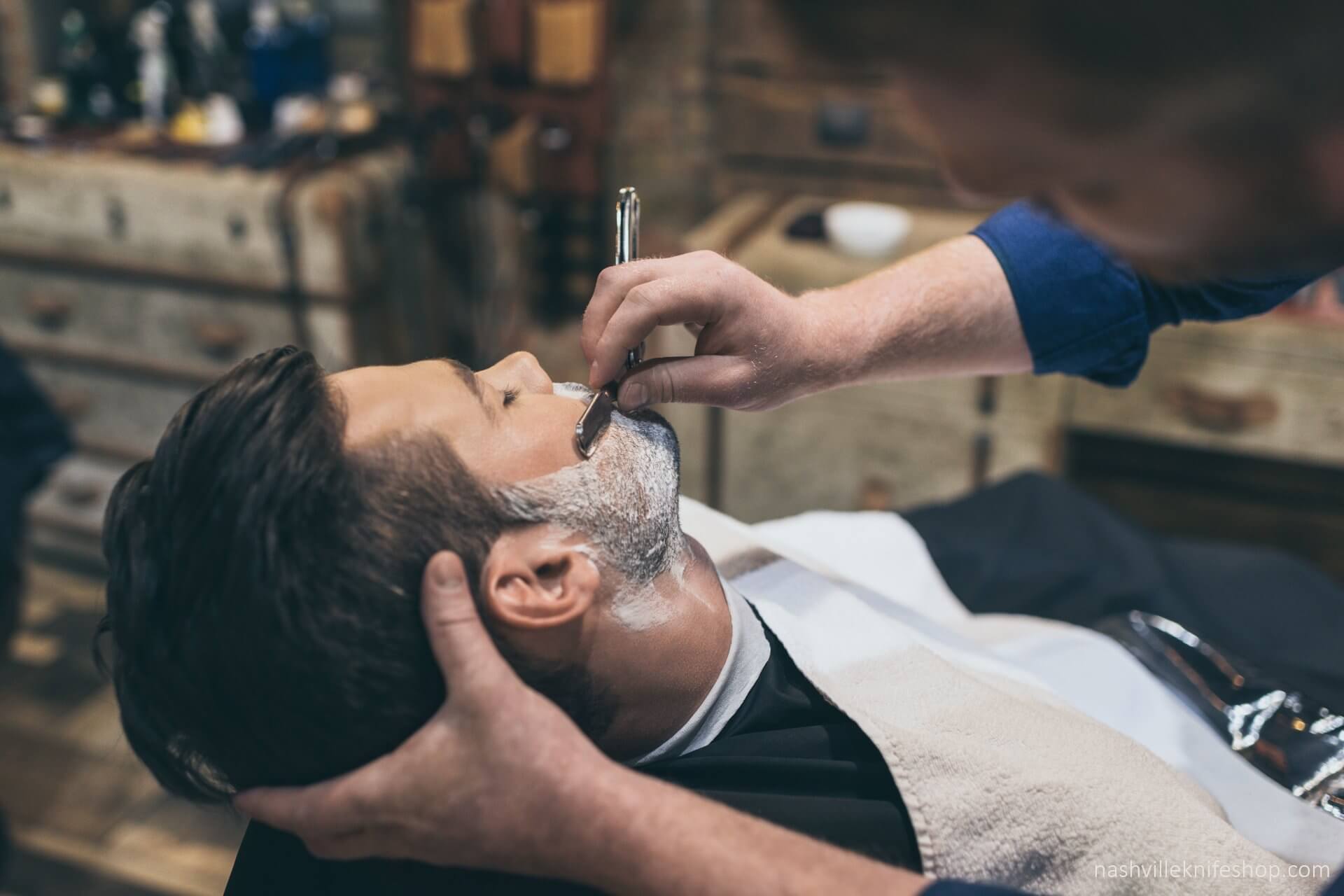Straight razor: Wet shaving with a straight razor is in vogue